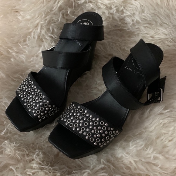 Lisa LeCroy | Shoes | Lisa Lecroy Shoes Almost New | Poshmark